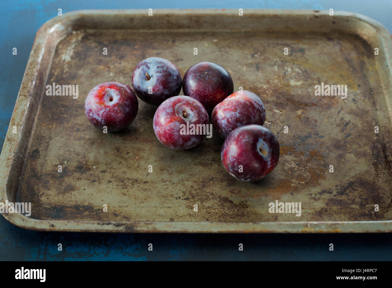 Raw plums hi-res stock photography and images - Alamy