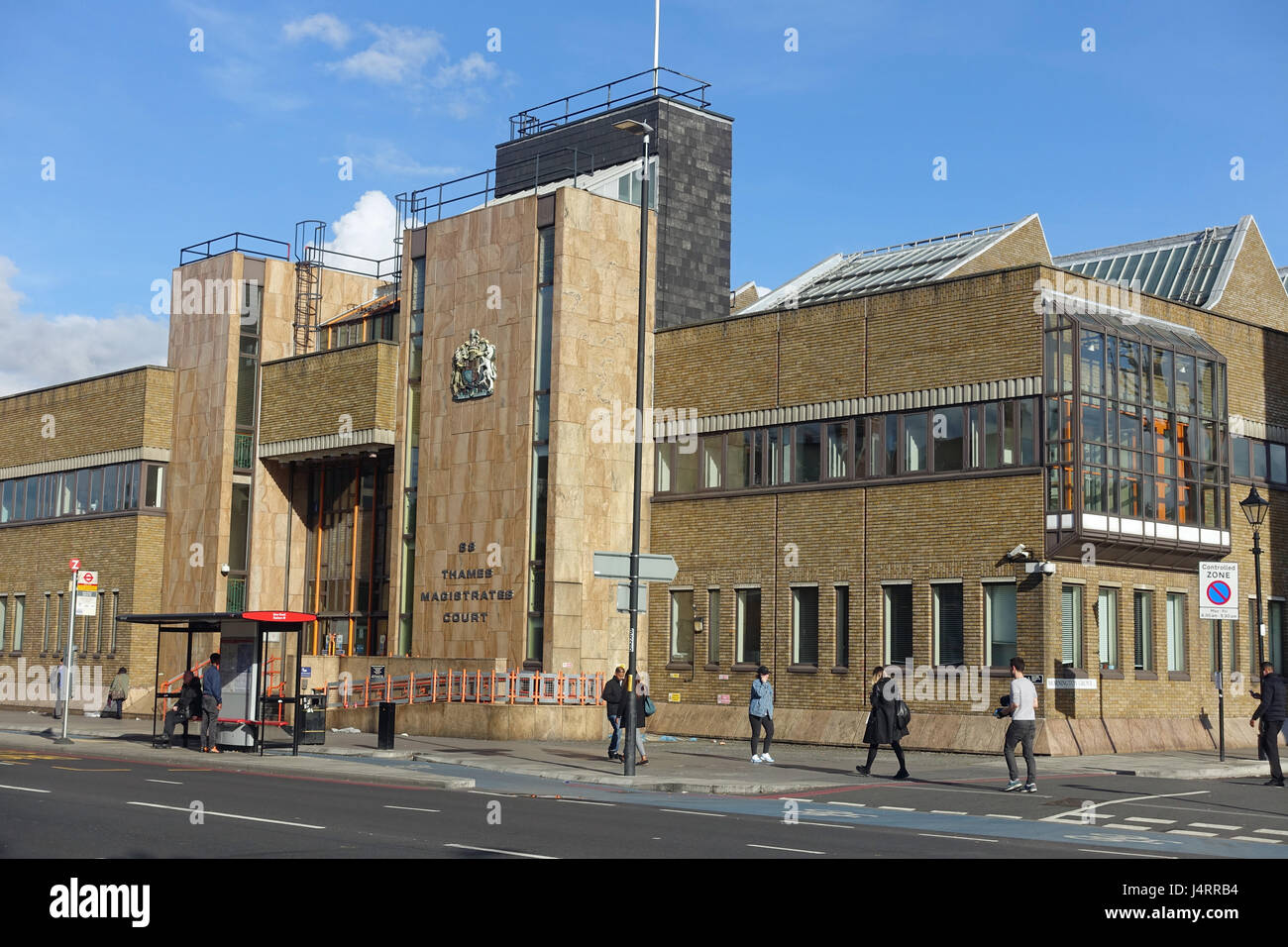 Thames court hi-res stock photography and images - Alamy