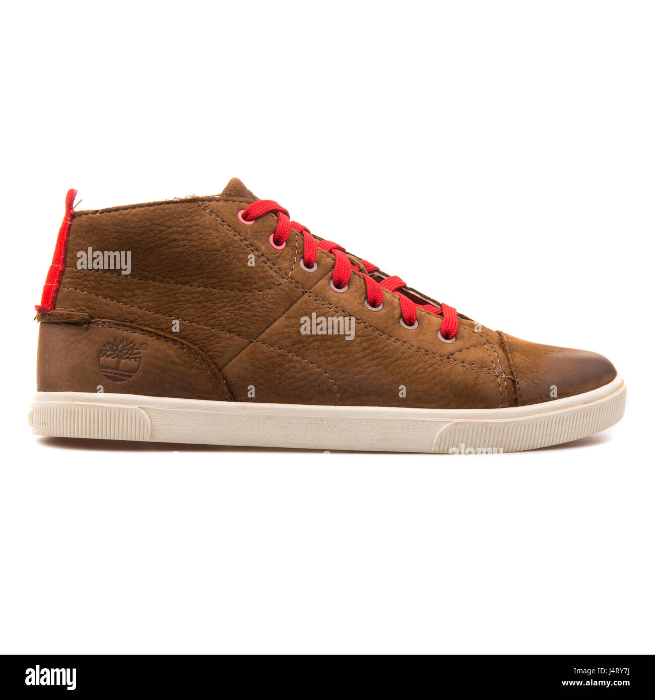 Timberland Boys Hookset Camp Chukka Brown Leather - A15IL Stock Photo ...