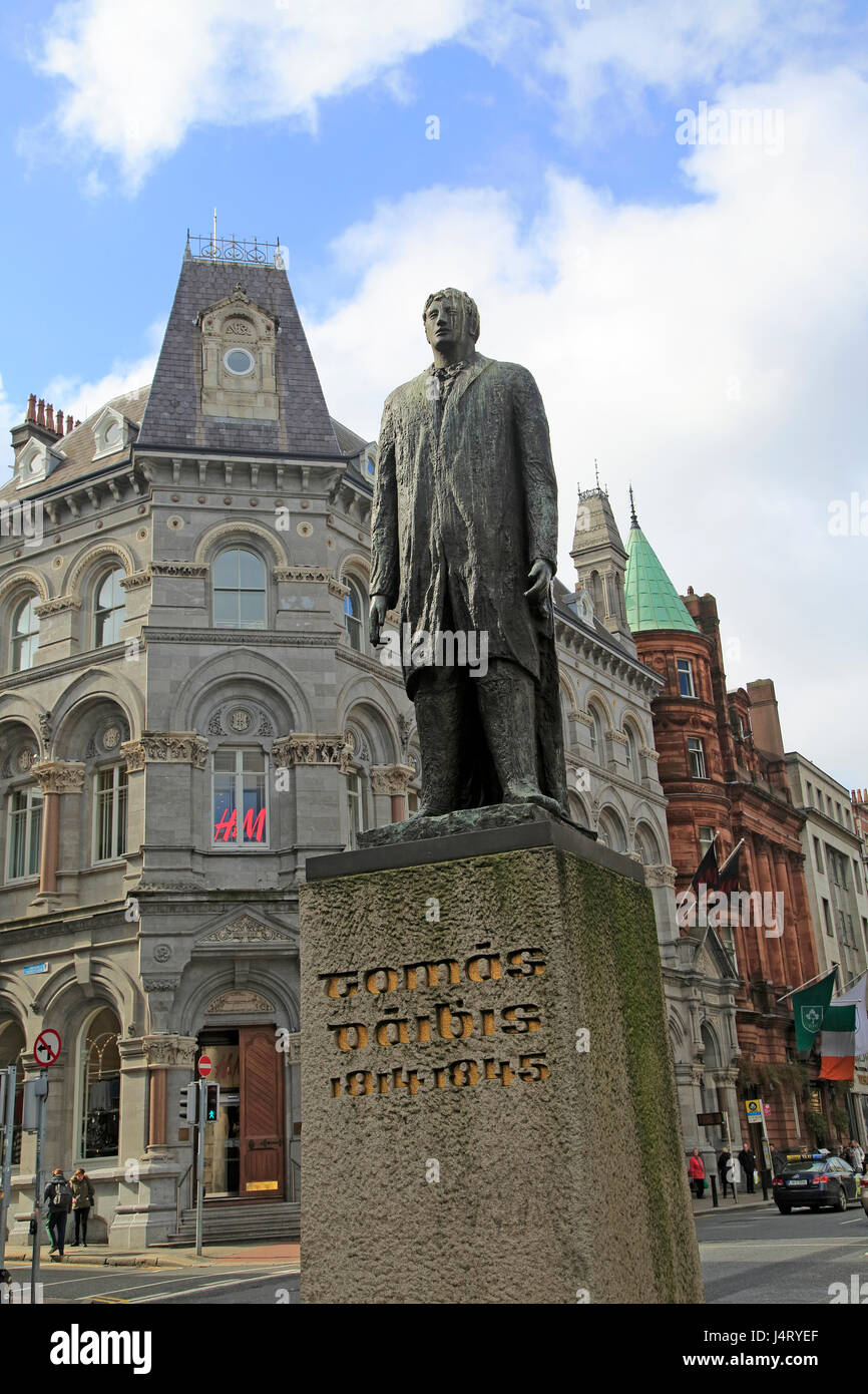 Tomas Daibis, Thomas Davis, statue on College Green, Dublin city ...