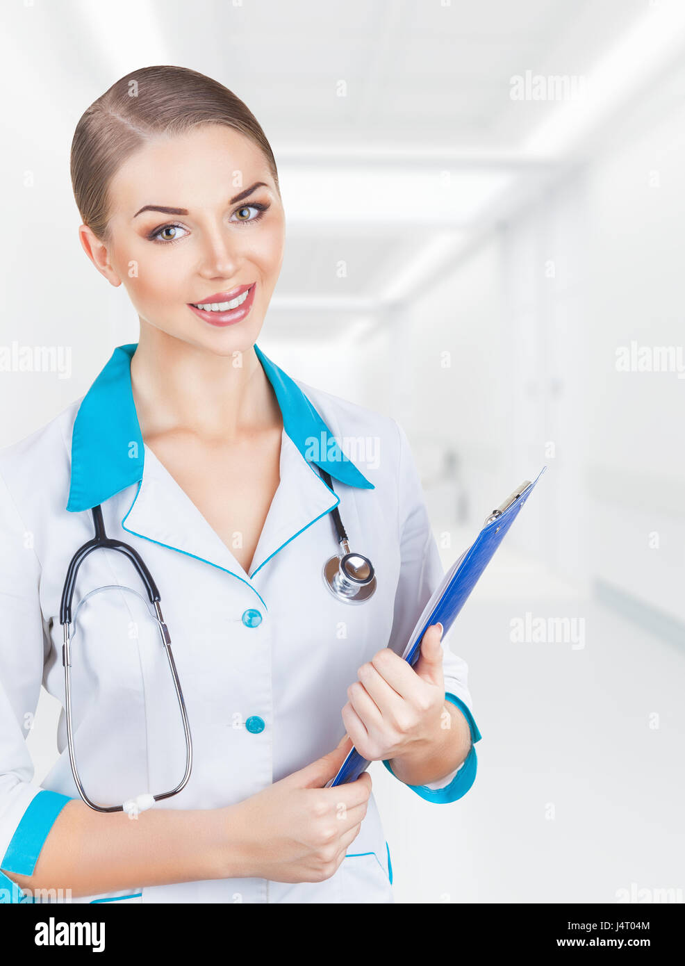 Doctor receptionist hi-res stock photography and images - Alamy