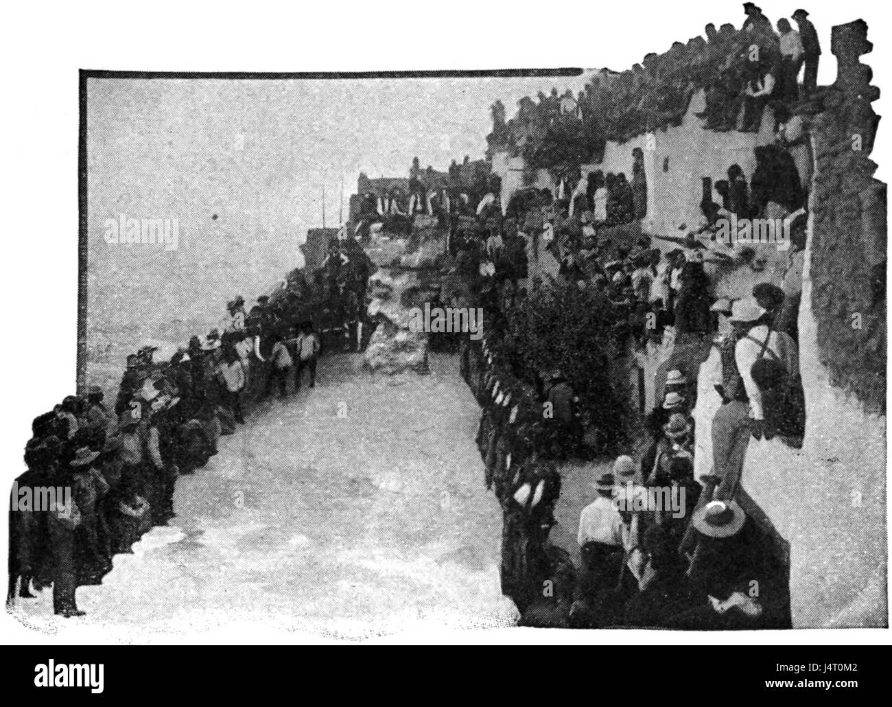 The Moki snake dance is a traditional ceremonial performance by the ...