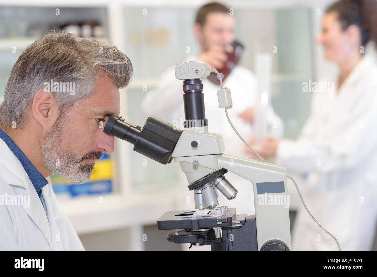 testing the microscope first Stock Photo - Alamy