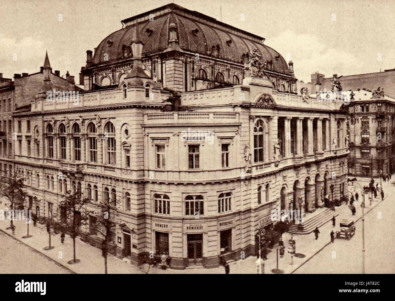 Filharmonia narodowa hi-res stock photography and images - Alamy