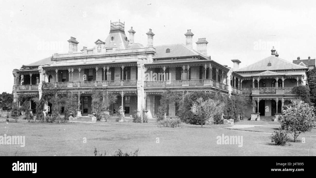 Woollahra House, built in 1929, is a fine example of early 20th-century ...