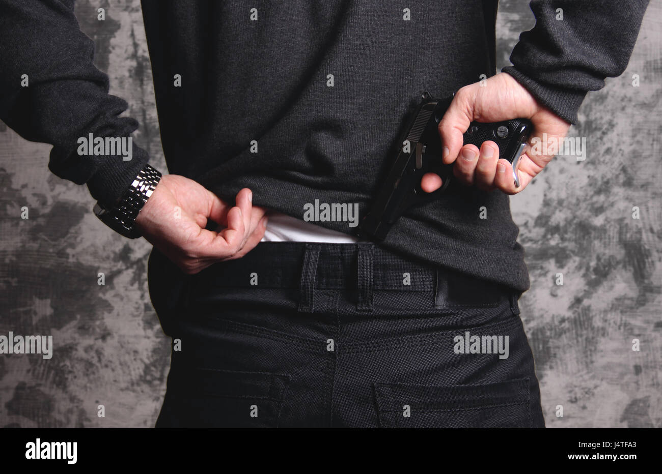 Man handle the gun hi-res stock photography and images - Alamy