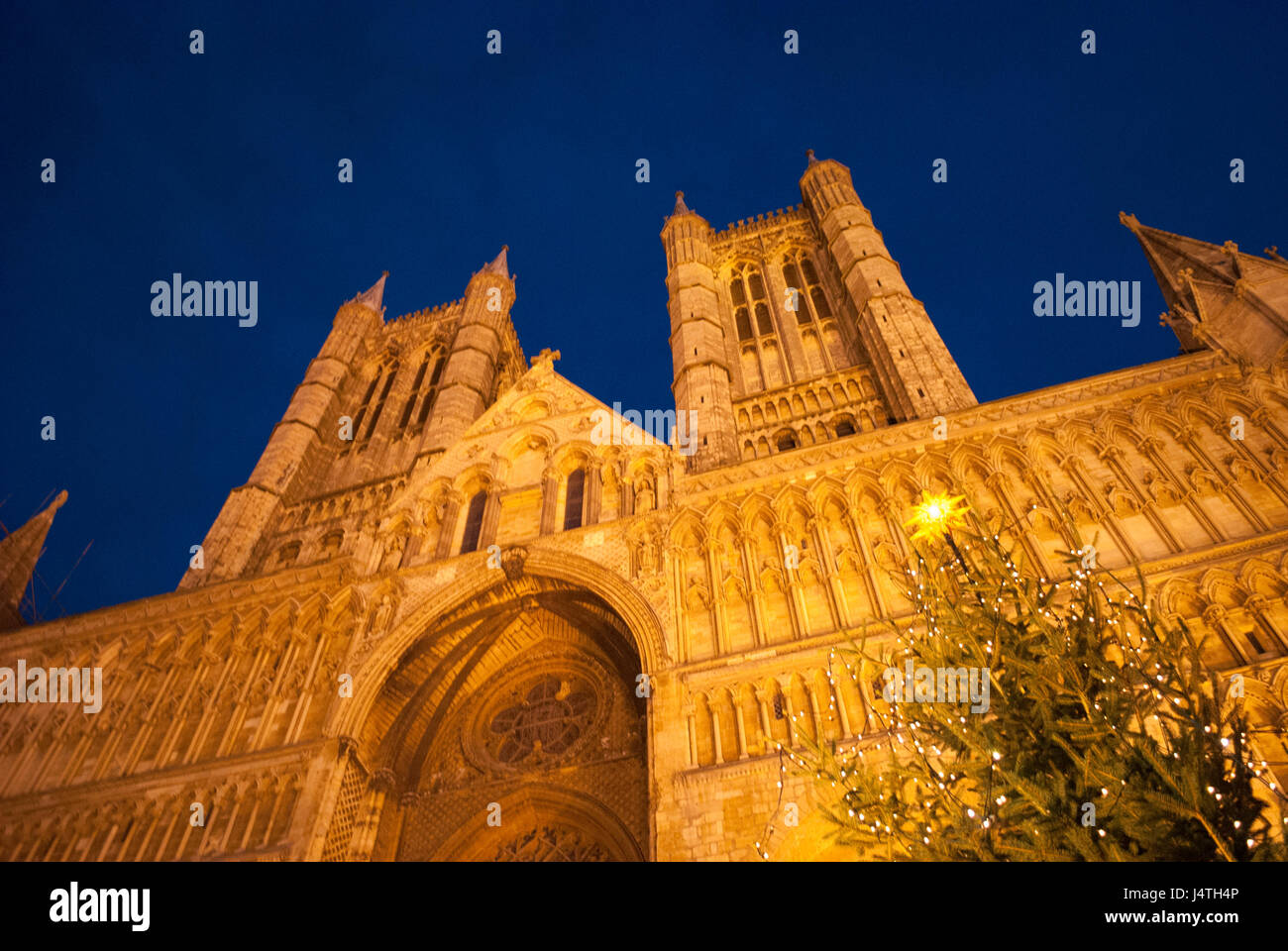 Floodlit Lincoln cathedral Stock Photo - Alamy