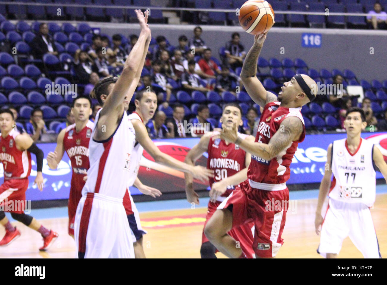 Quezon City, Philippines. 14th May, 2017. Mario Wuysang (5) of ...