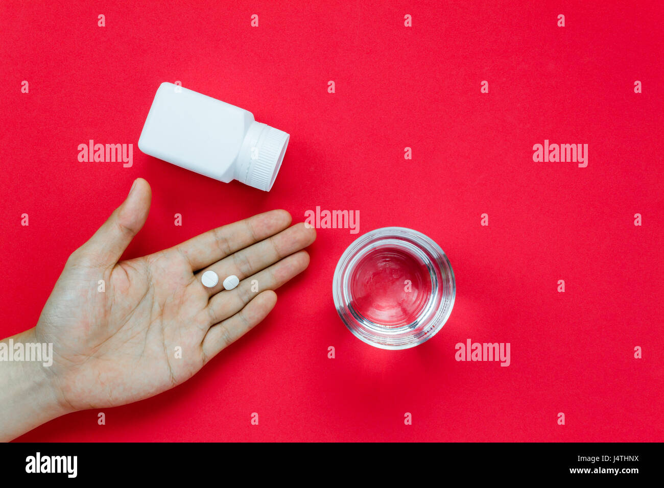 Paracetamol hand hi-res stock photography and images - Alamy