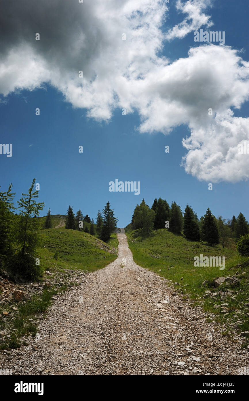 Straight ascent hi-res stock photography and images - Alamy