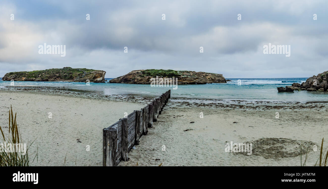 The sharp rocks on the Australian coast of the Pacific ocean Stock ...