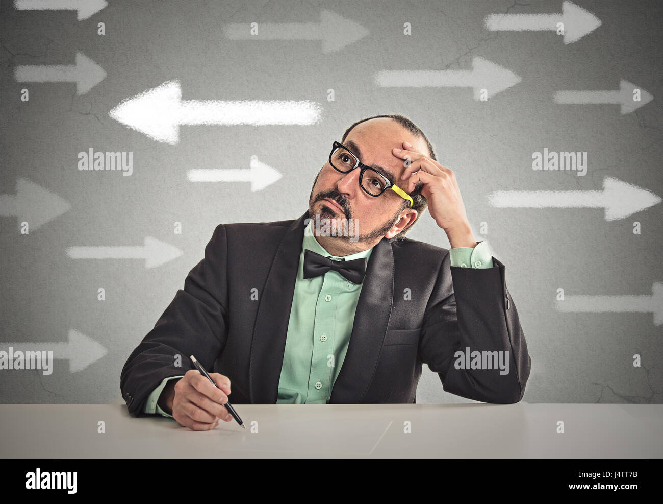 Worried concerned unsure hi-res stock photography and images - Alamy