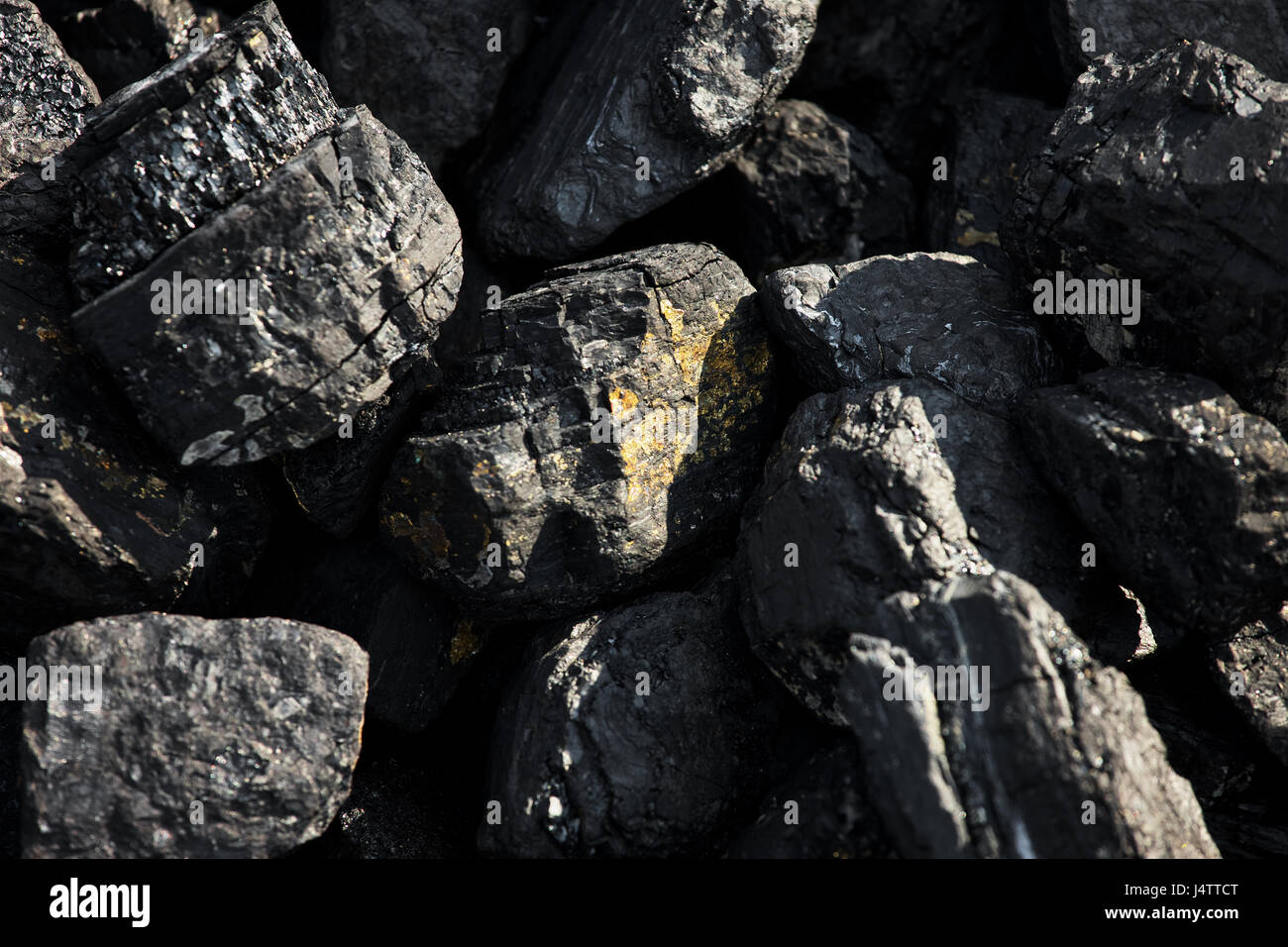 large coal lumps Stock Photo - Alamy