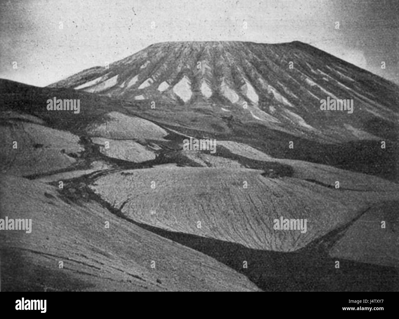 Vezuviy 1906 apres refers to the eruption of Mount Vesuvius in 1906 ...
