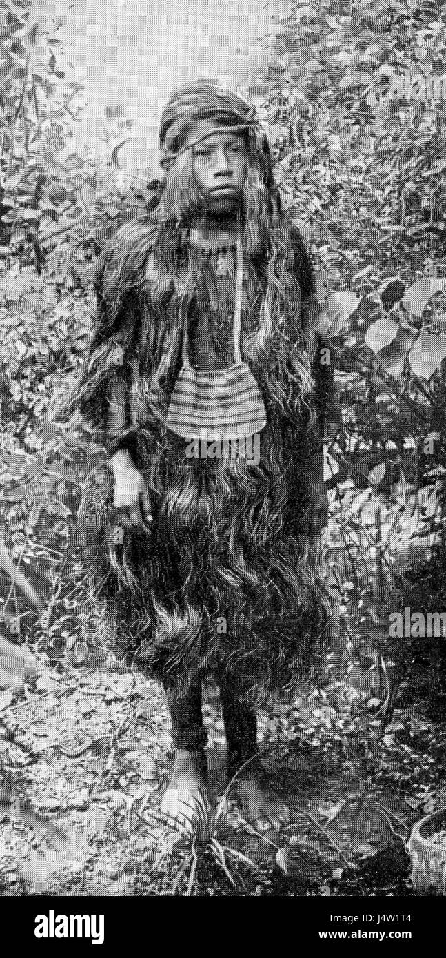 Yagua indian hi-res stock photography and images - Alamy