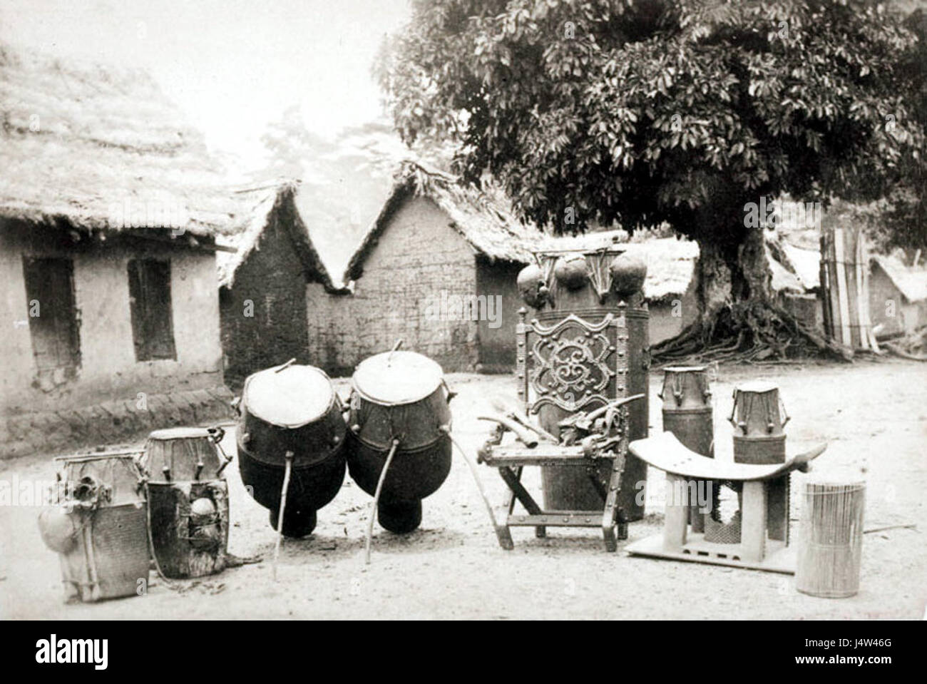 Throne and Drums of the Begoro King impa abmpix 28131 Stock Photo - Alamy