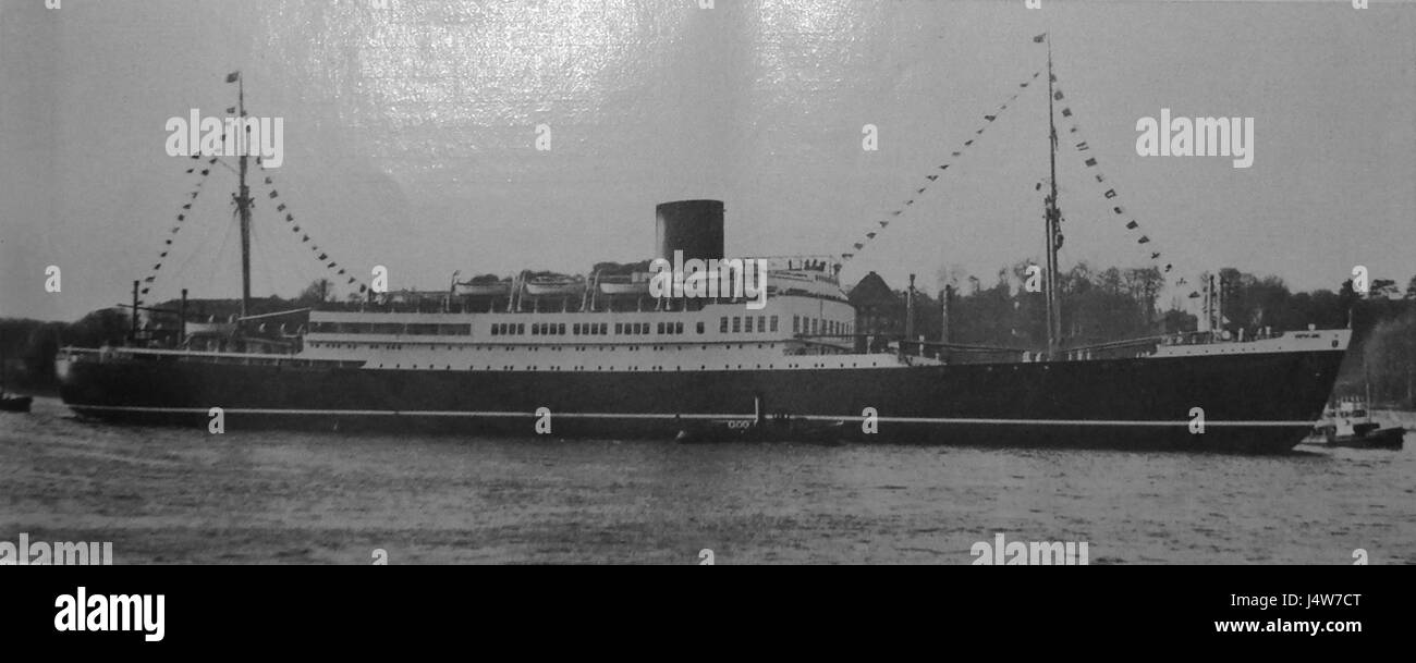 Battleship scharnhorst hi-res stock photography and images - Alamy