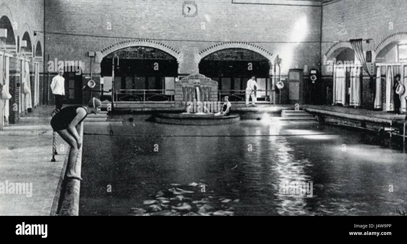 Zwembad Ozebi is a public swimming pool located in Utrecht, Netherlands ...