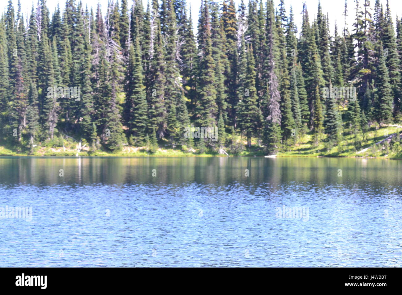 Sub alpine lake hi-res stock photography and images - Alamy