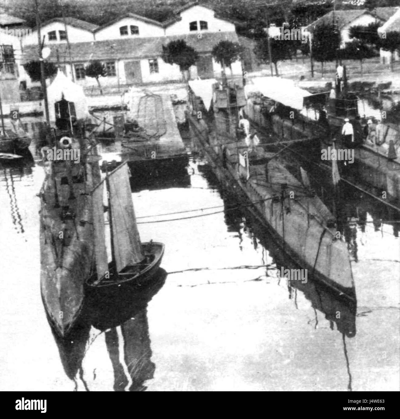 Burevestnik hi-res stock photography and images - Alamy