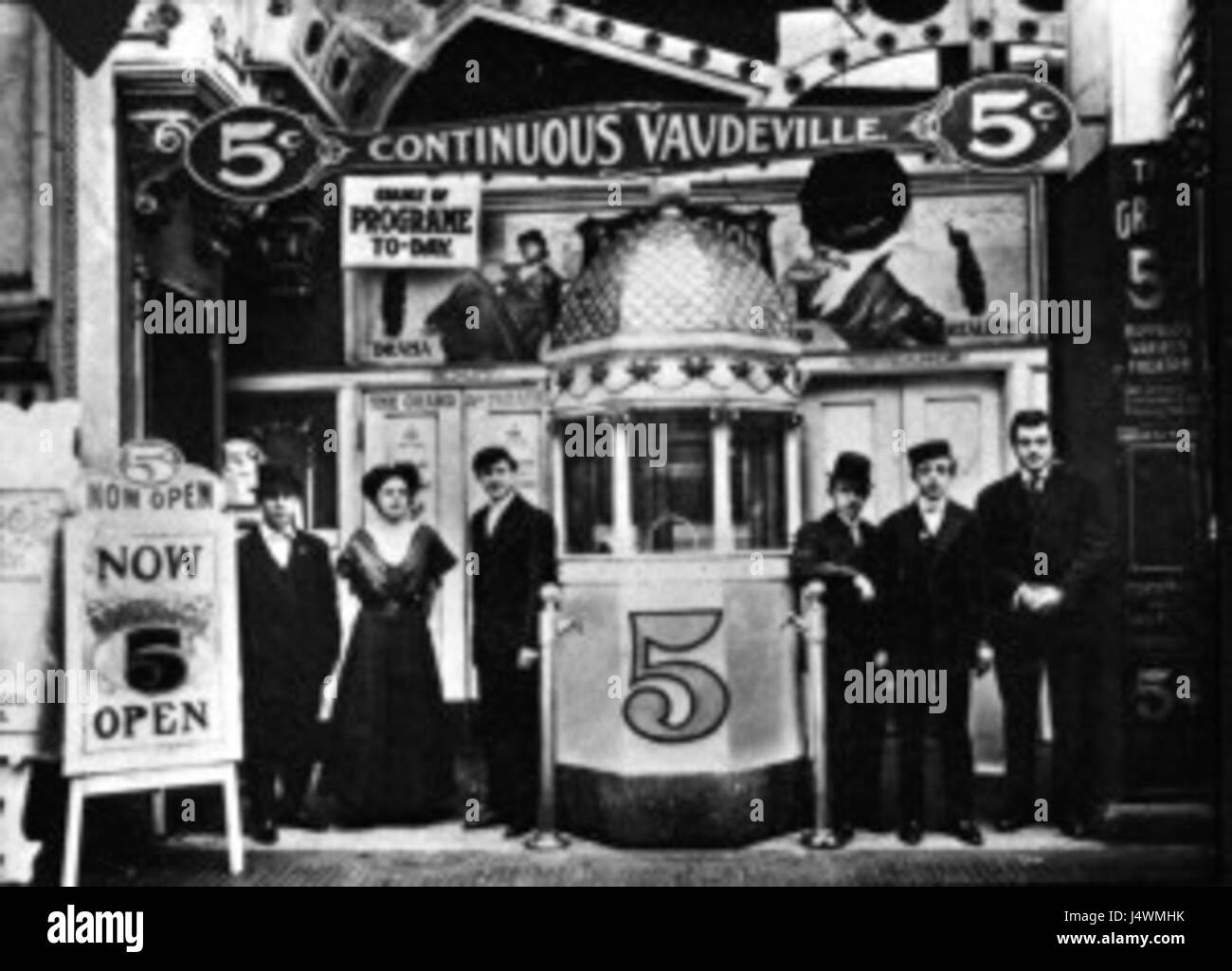 Vaudeville Theatre Black and White Stock Photos & Images - Alamy