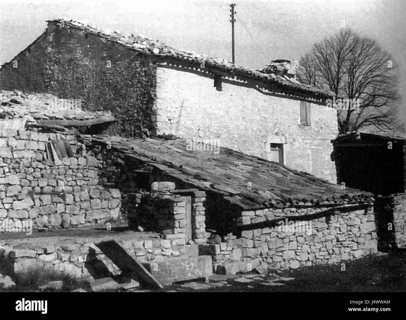 'Viens Ferme de Flaqueirol' refers to a farm located in Viens, France ...