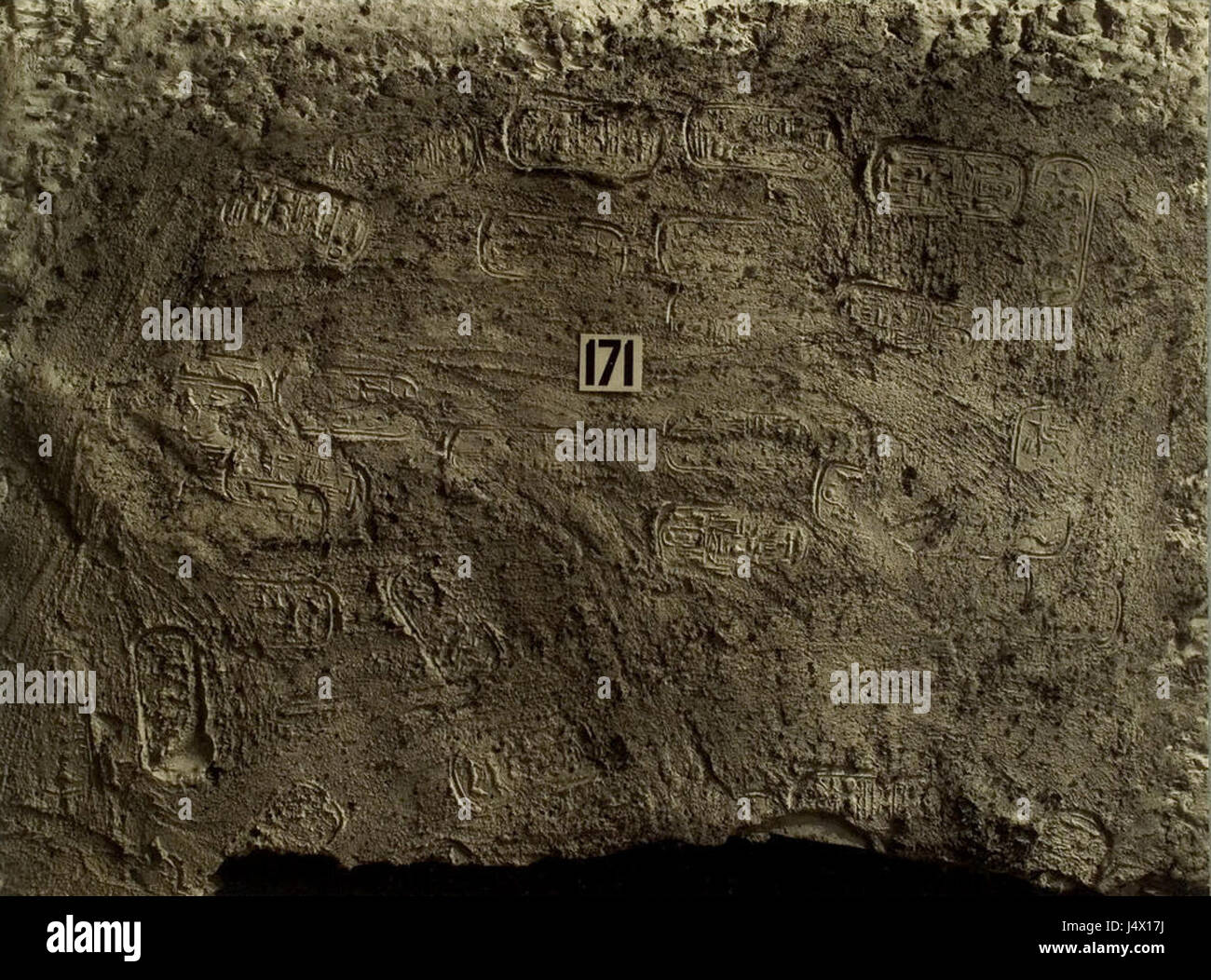 Photographs from the tomb of Tutankhamun, showcasing artifacts, murals ...