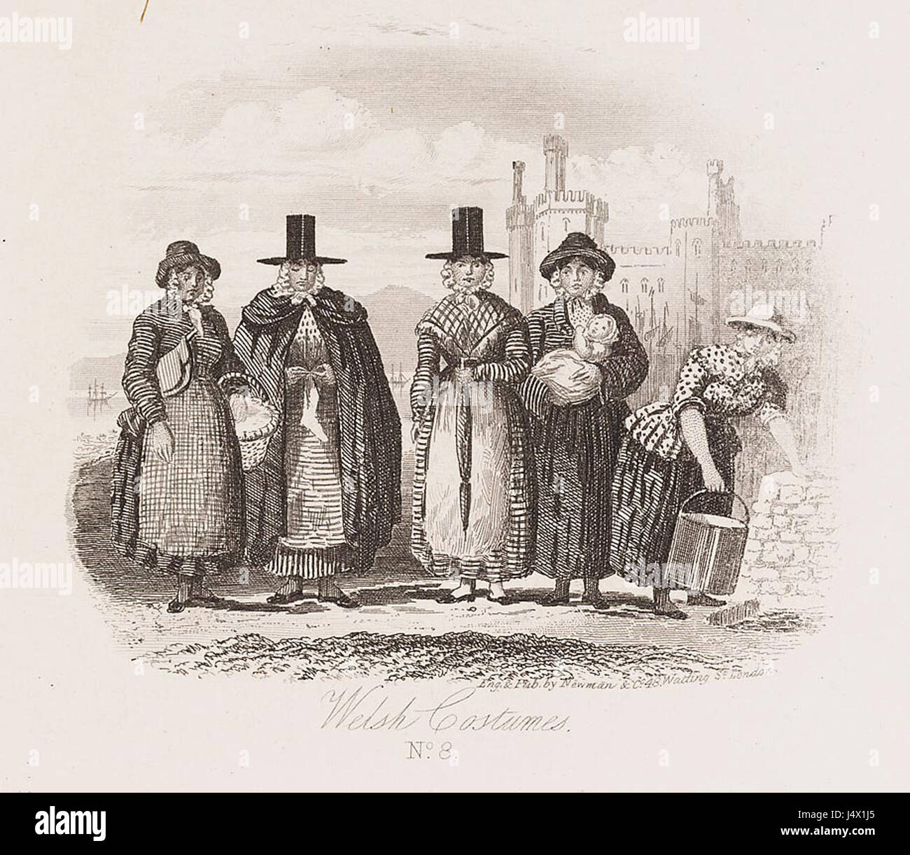 Welsh girls in costume ffu00023 Stock Photo - Alamy