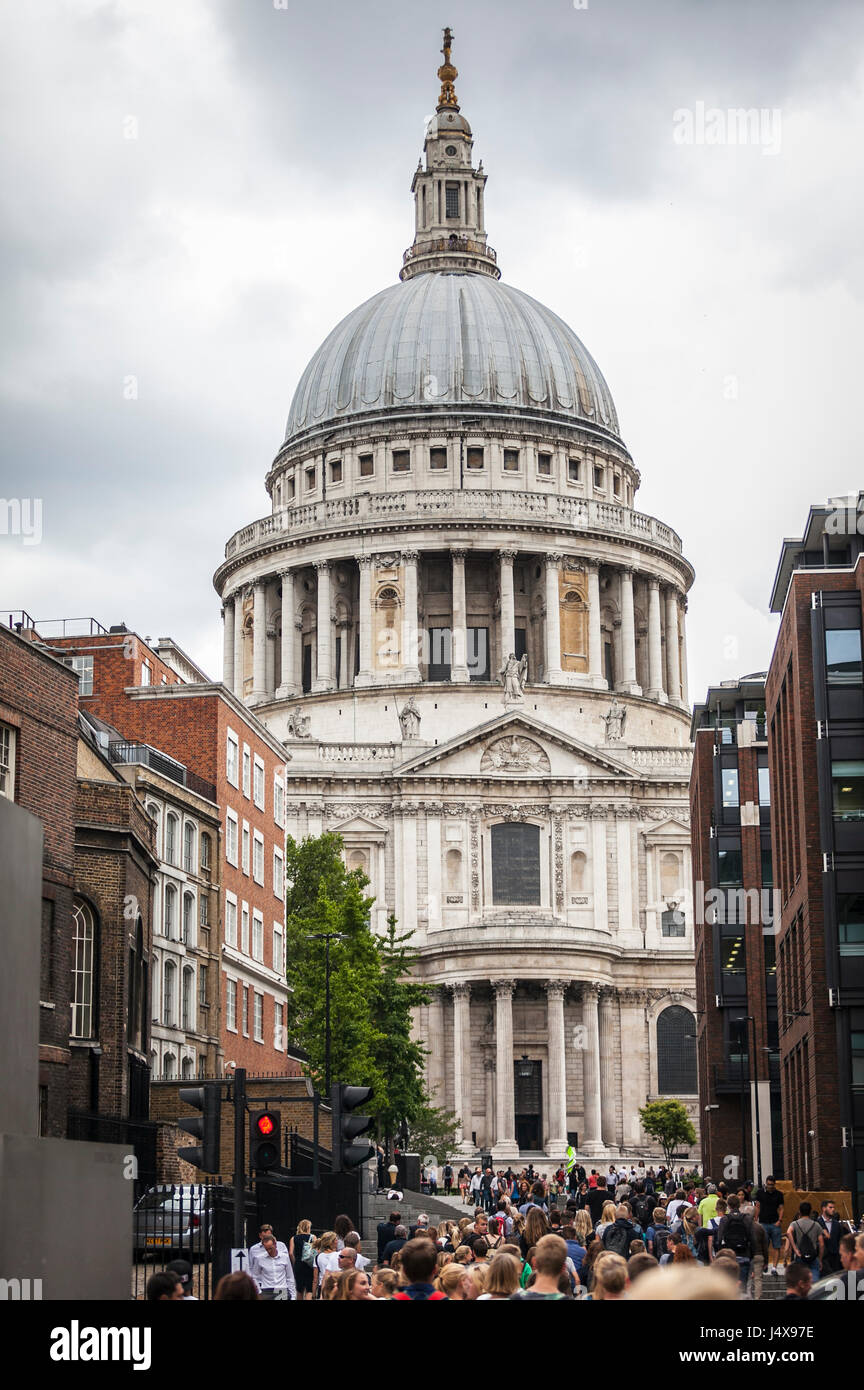 Sir christopher wren buildings london hi-res stock photography and ...
