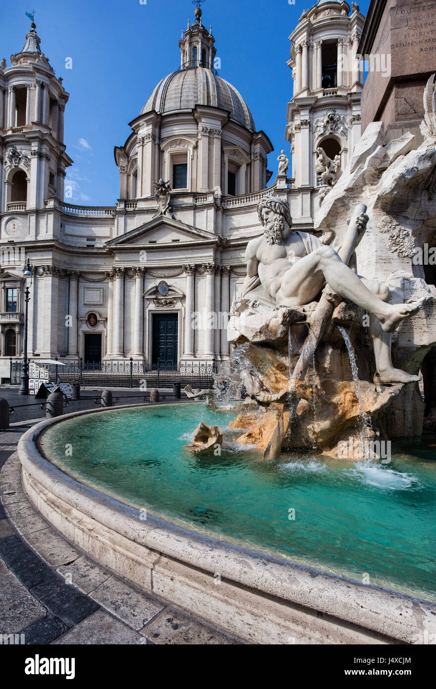 Italian architecture, fountains and monuments Stock Photo - Alamy