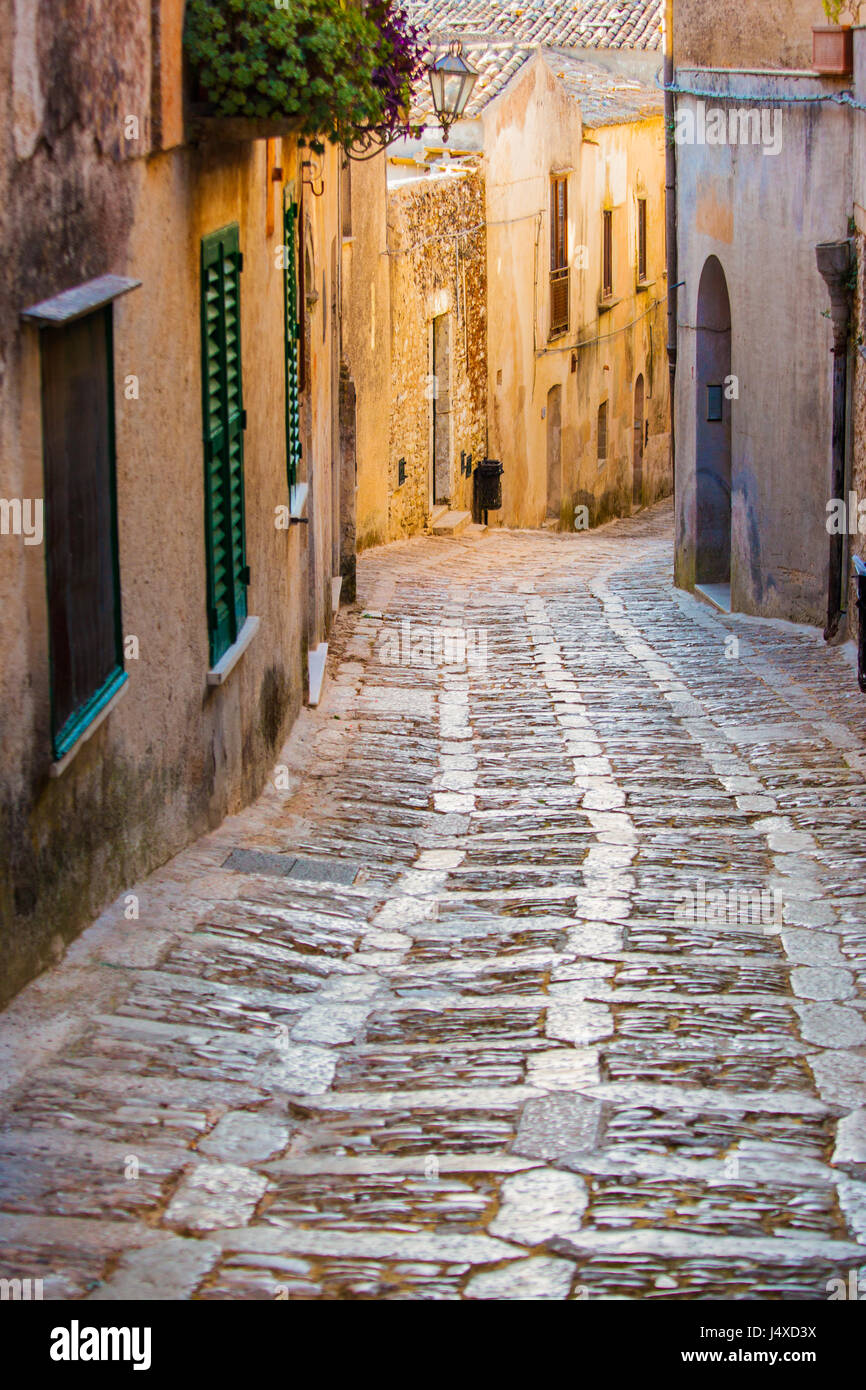 Cobblestone street erice sicily hi-res stock photography and images - Alamy