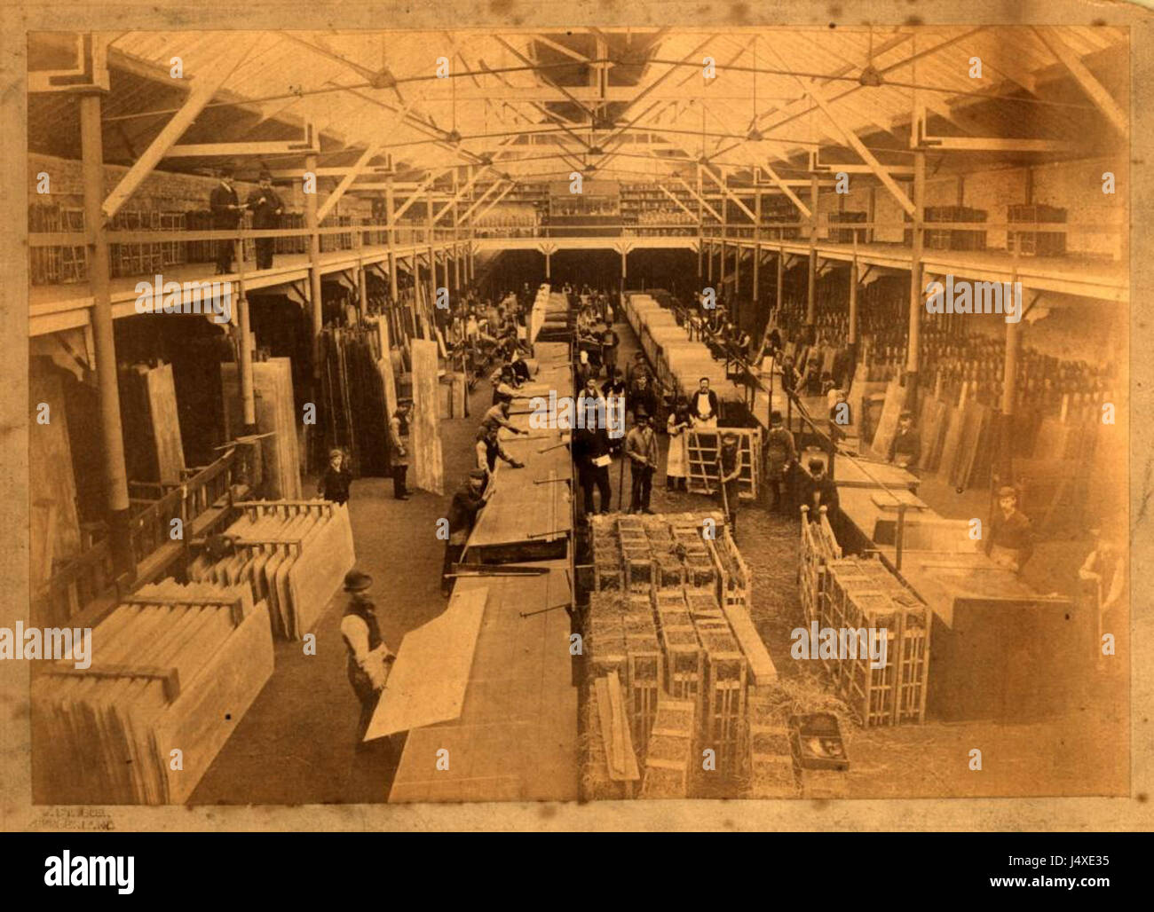 Packing shed hi-res stock photography and images - Alamy