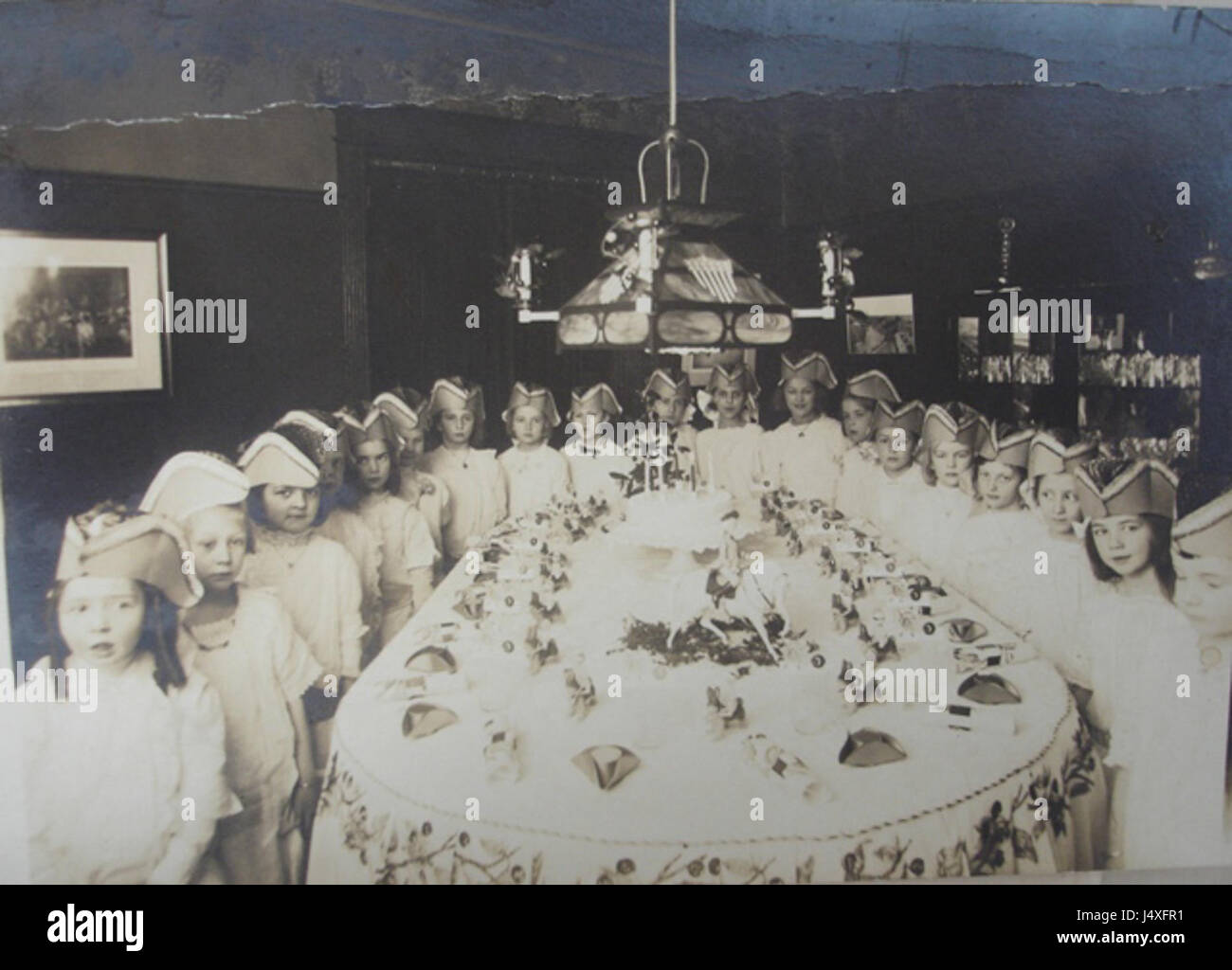 1915 birthday hi-res stock photography and images - Alamy