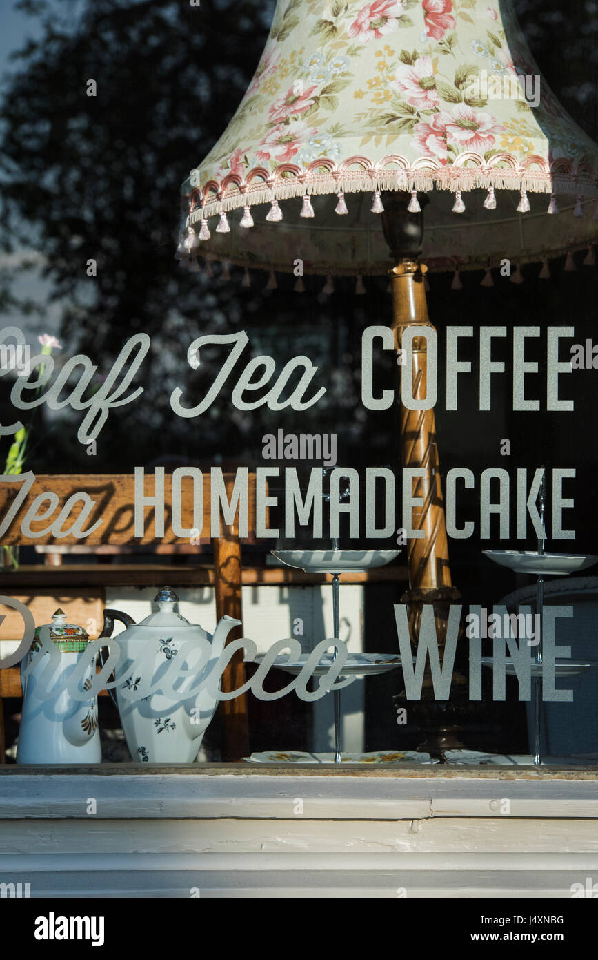 Window display cafe hi-res stock photography and images - Alamy