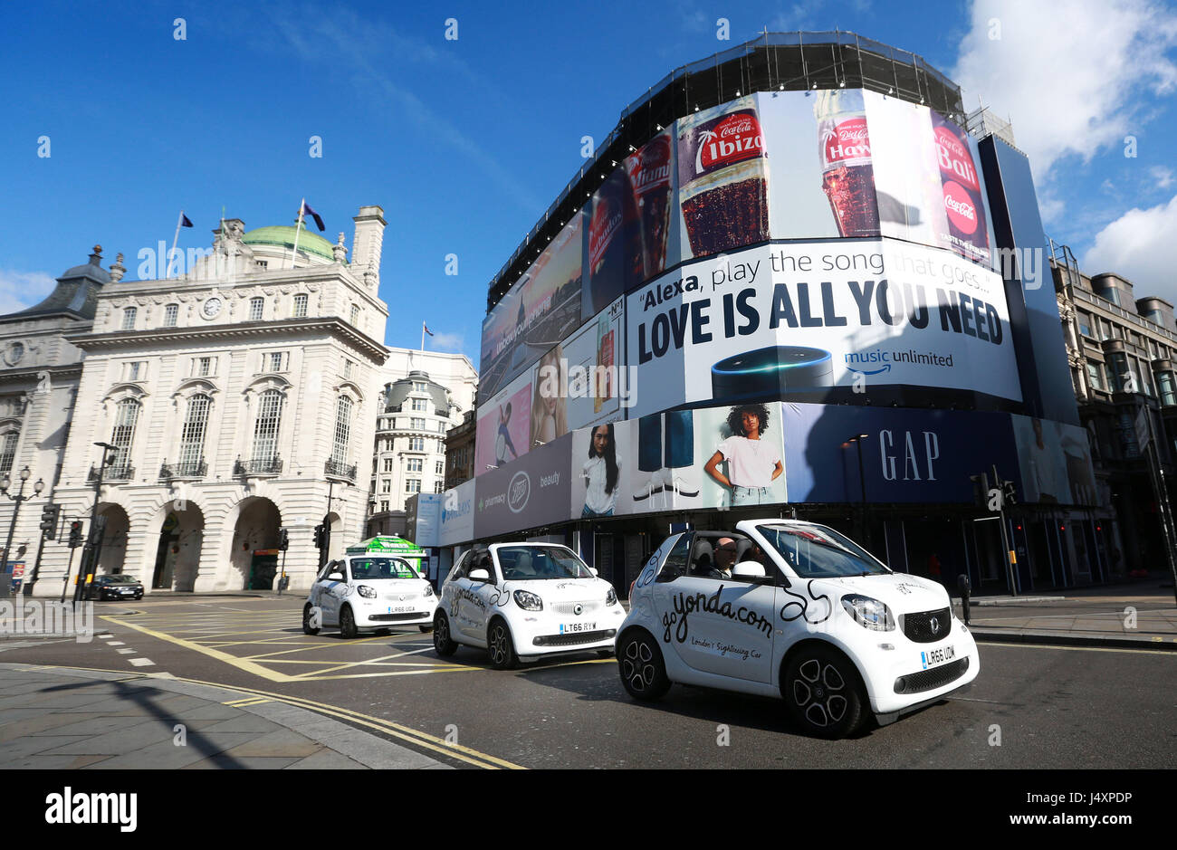 Londons first ever self drive sightseeing experience hi-res stock ...
