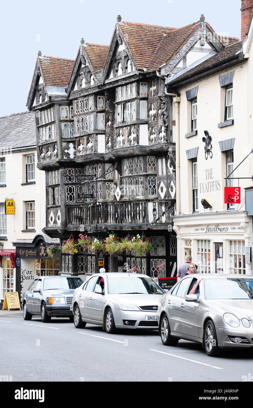 Old coaching inns hi-res stock photography and images - Alamy