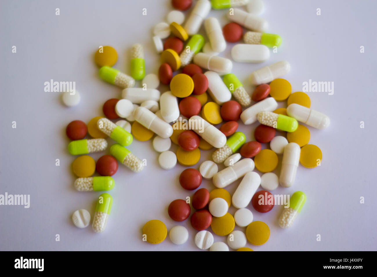 Médicament médical hi-res stock photography and images - Alamy