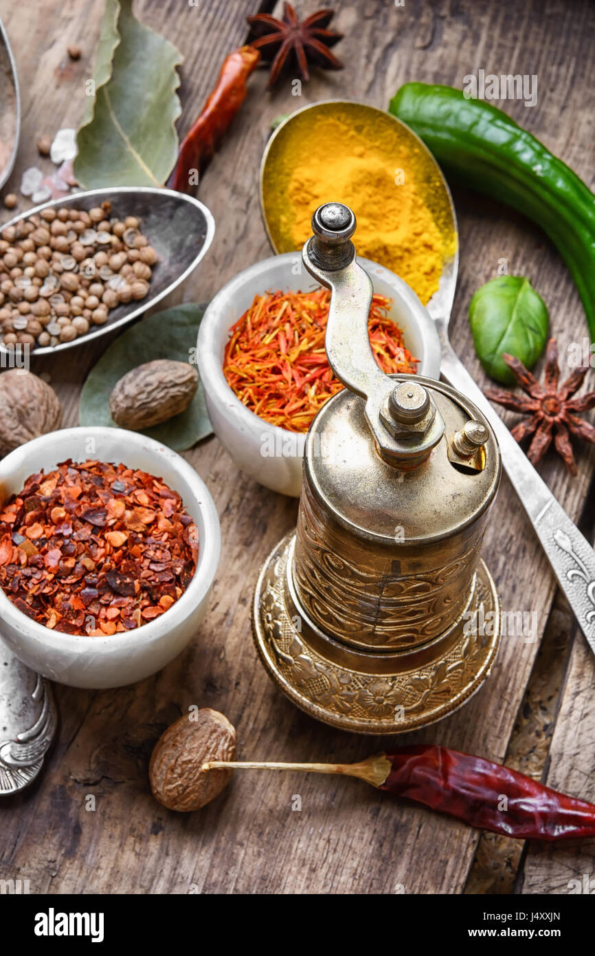 Range sharp Indian spices and food seasonings Stock Photo - Alamy