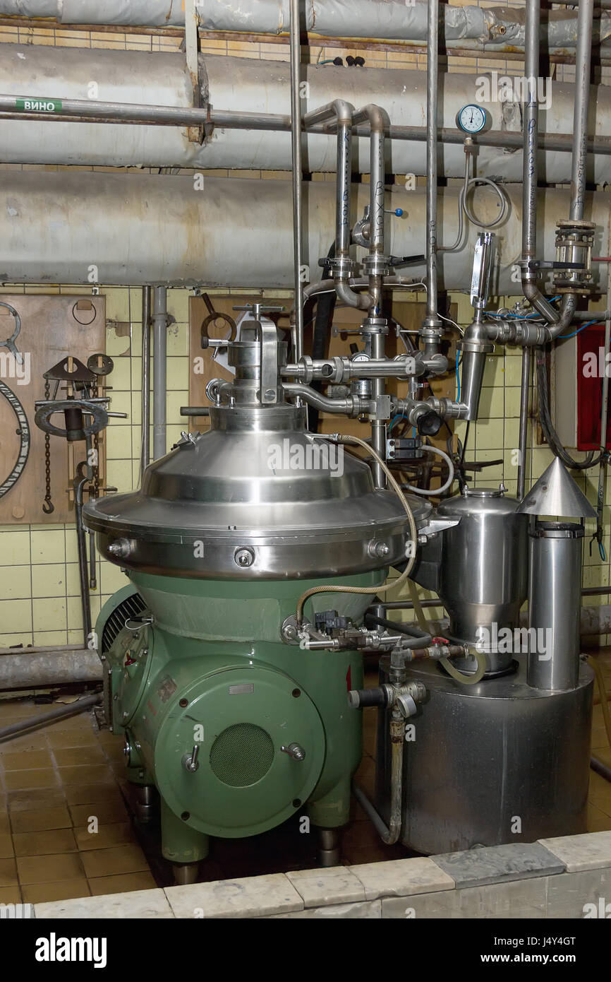 Industrial filter, a hot spot of wine raw materials in the factory ...