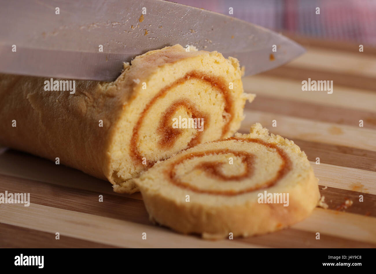 Sponge cake roll hi-res stock photography and images - Alamy
