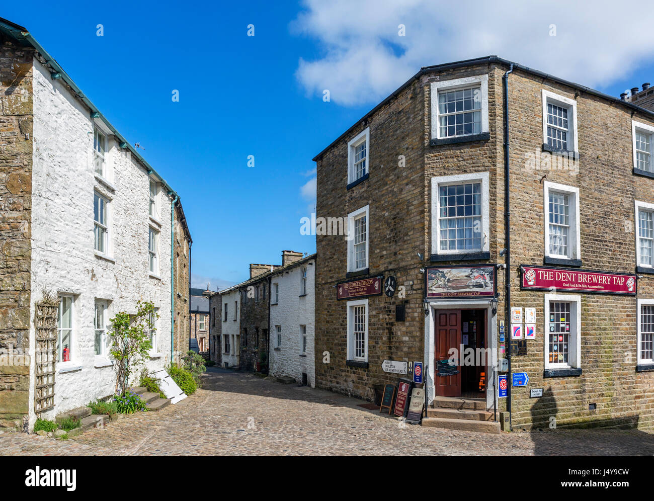 Dent north yorkshire hi-res stock photography and images - Alamy
