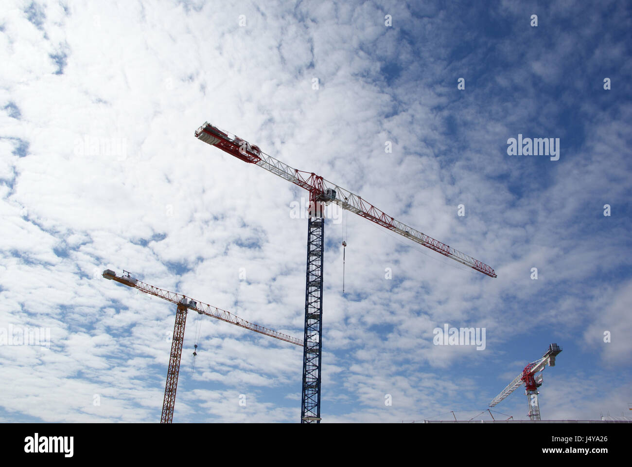 Large heavy lift cranes hi-res stock photography and images - Alamy