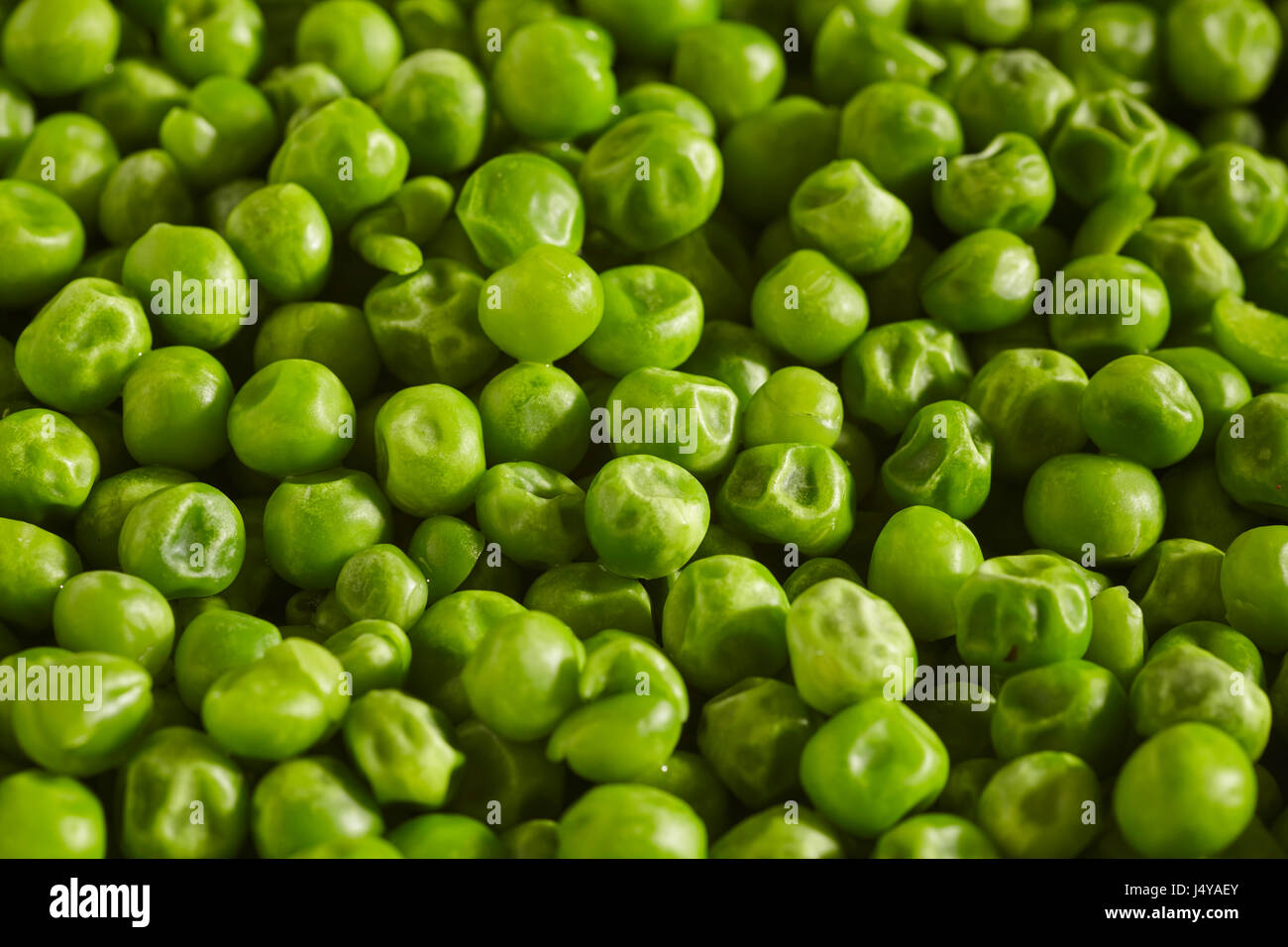 a bowl of cooked green peas Stock Photo - Alamy