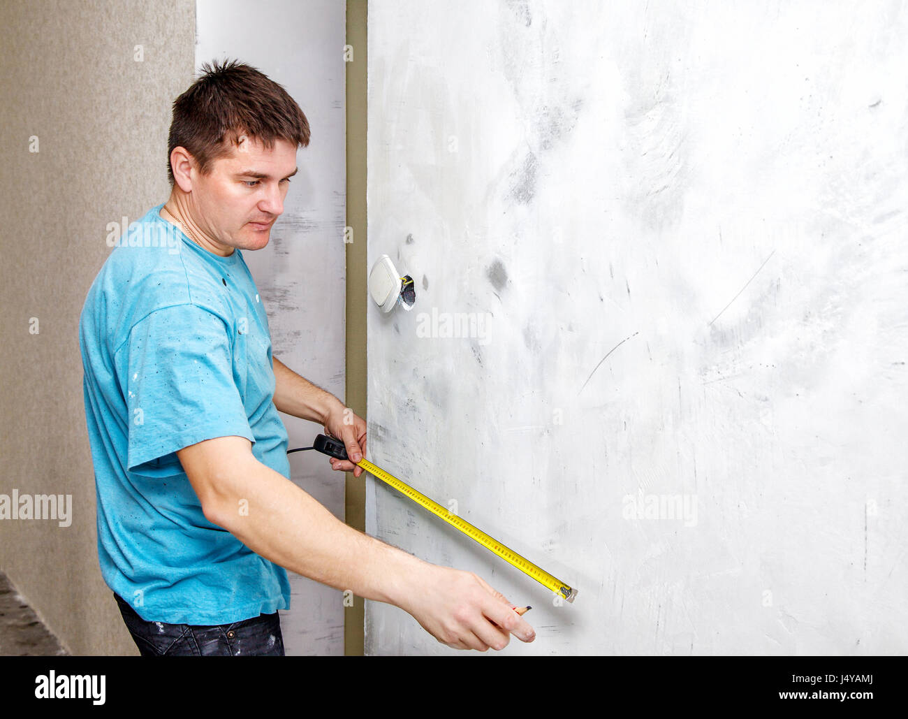 Measure wallpaper hi-res stock photography and images - Alamy