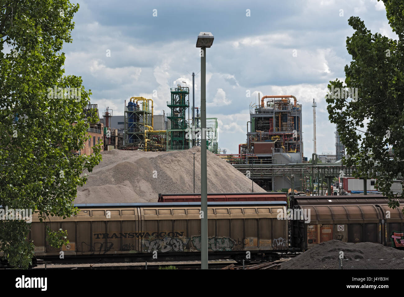 factory building in an industrial park Stock Photo - Alamy