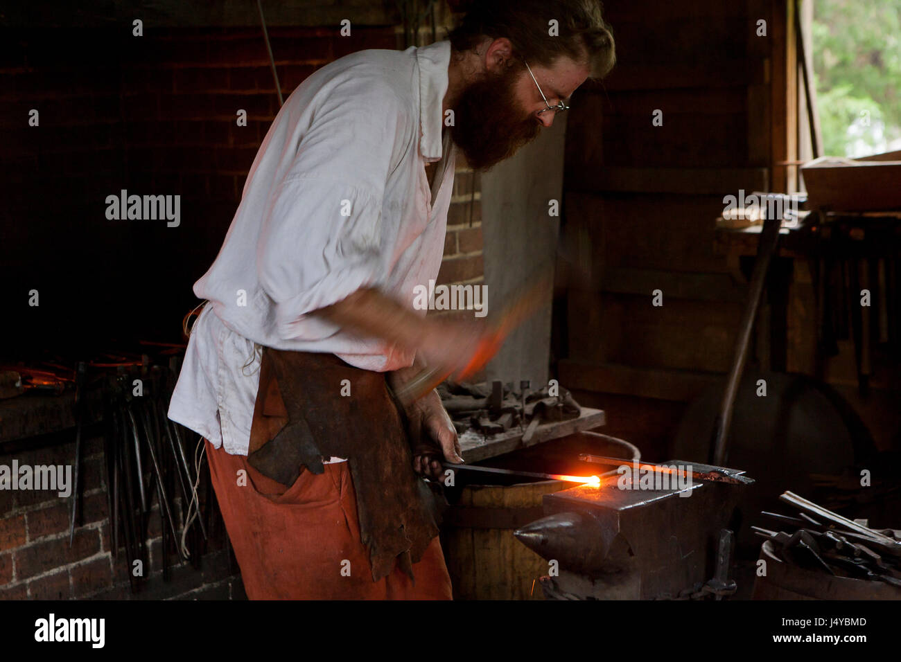 Blacksmith 1800s hi-res stock photography and images - Alamy