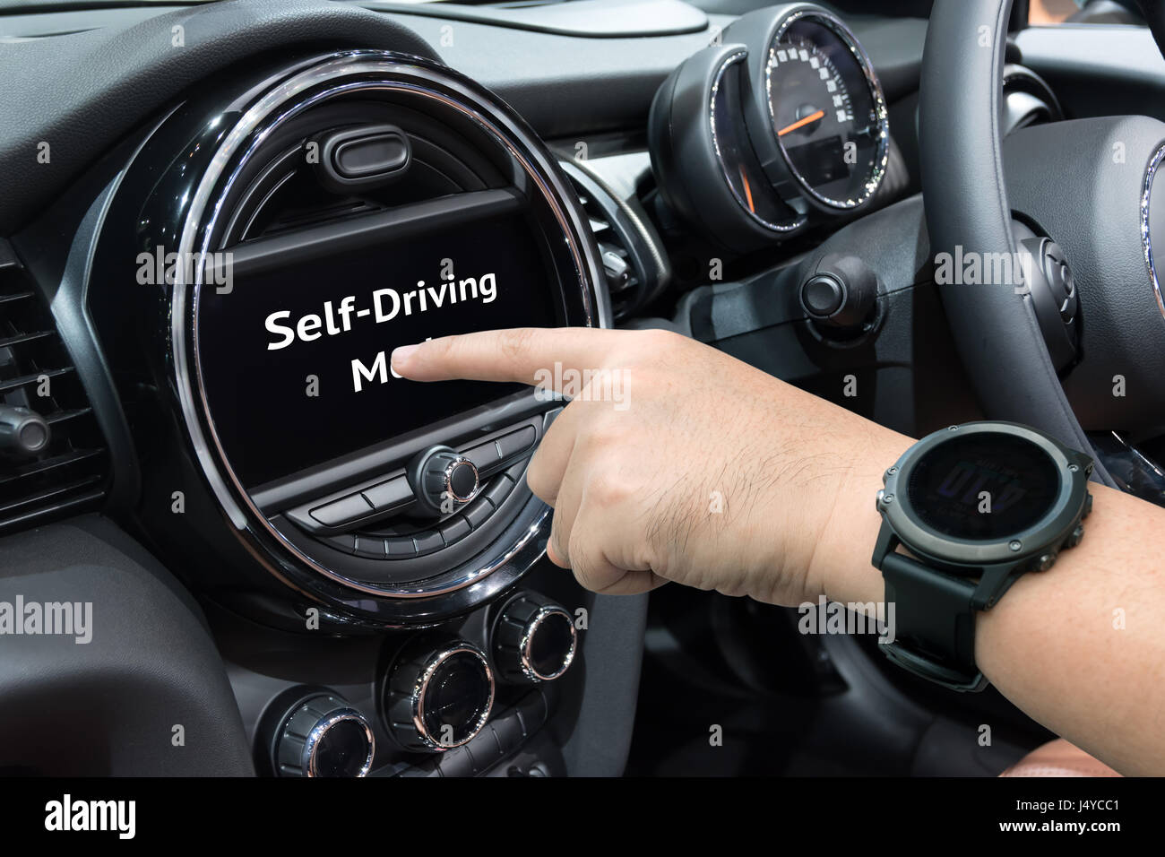 Car hud display hi-res stock photography and images - Alamy