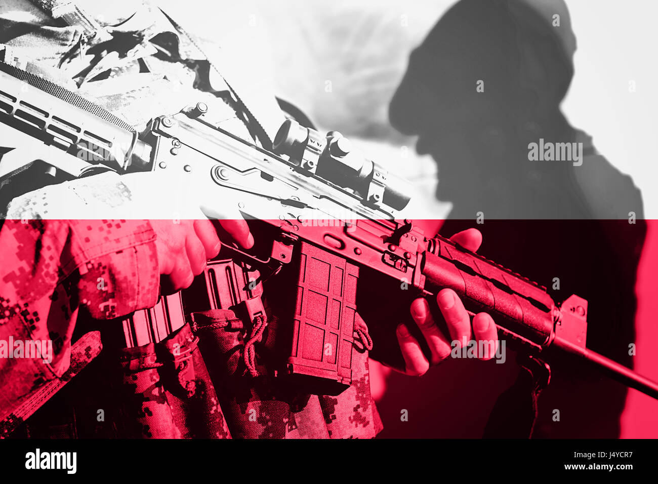 Soldier with machine gun with national flag of Poland Stock Photo - Alamy