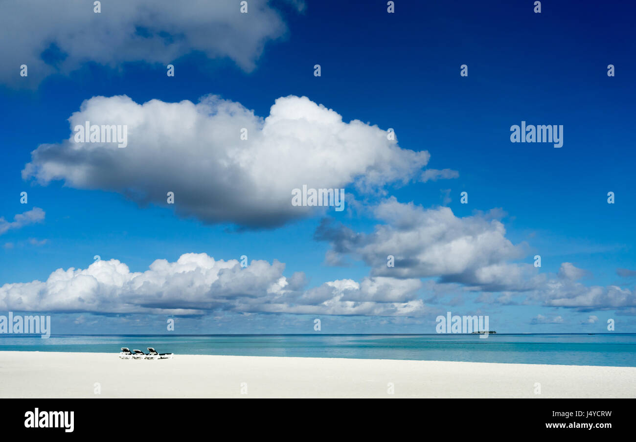 Beautiful sea wave sky hi-res stock photography and images - Alamy