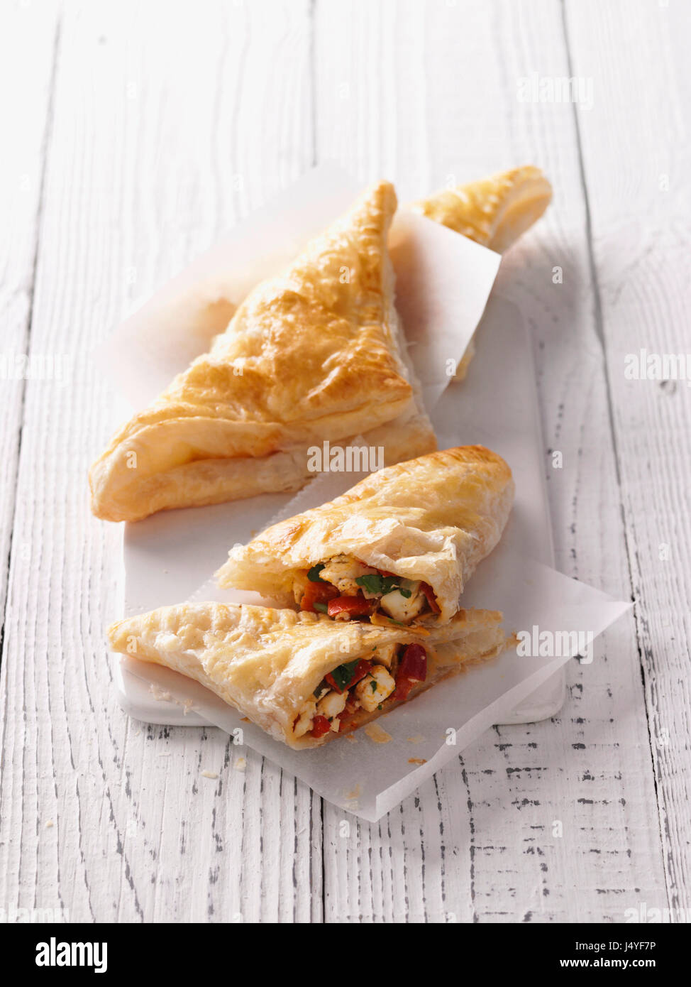 Filo pastry pockets hi-res stock photography and images - Alamy